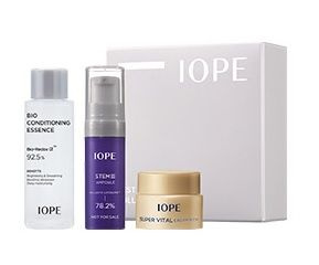 Набор популярных уходовых миниатюр IOPE Best Solution Kit 3 Items ...