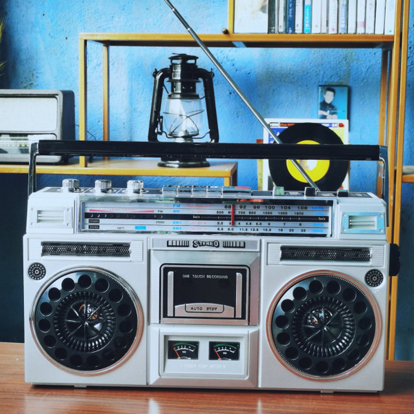 Магнитола LYJ0111 с AM, FM-радио - купить по доступной цене в интернет ...