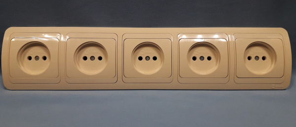 Розетки в 5-ой рамке без заземления, Makel, Mimoza, крем - купить по низкой цене в интернет ...