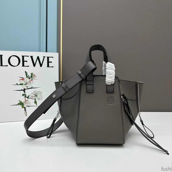 Loewe Сумка - купить с доставкой по выгодным ценам в интернет-магазине ...