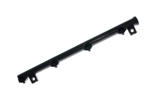 Рампа топливная Renault 8200139674 - Renault арт. 8200139674 - купить ...