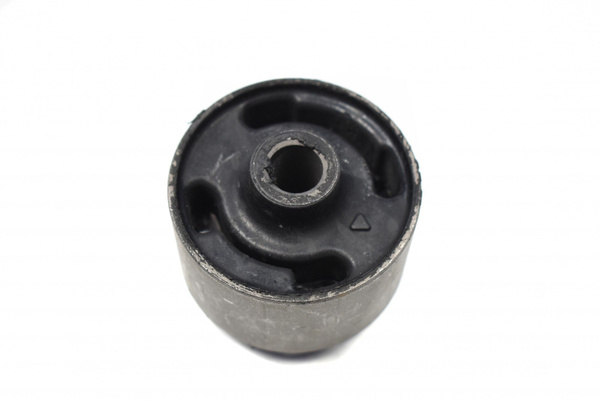 Сайлентблок / Втулка переднего рычага подвески YNK Chery M11, Tiggo 2 ...