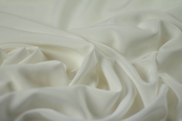 Ткань молочный крепдешин из шелка - купить с доставкой по выгодным ...