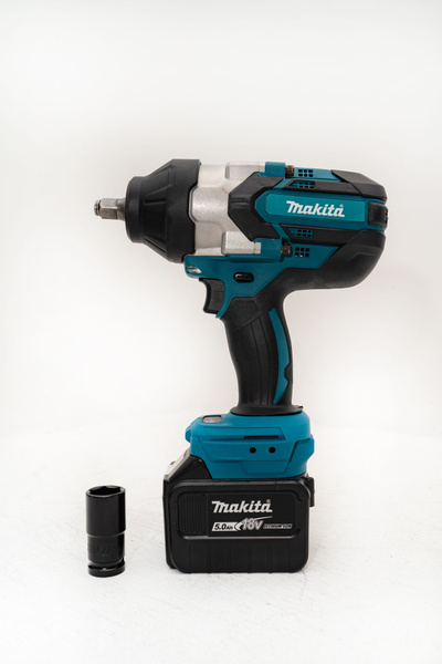 Аккумуляторный гайковерт Makita DTW1001 18V 1050НМ - купить в интернет ...