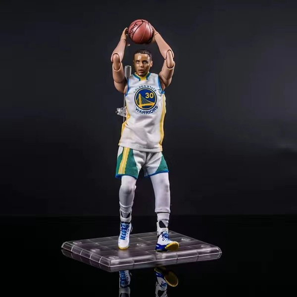баскетбольная звезда/Подвижная фигурка Stephen Curry/21.5CM(коробка ...