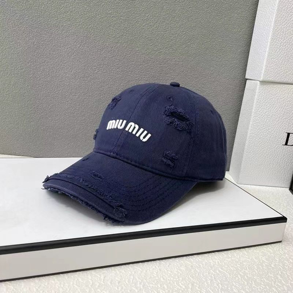 Бейсболка Miu Miu купить с доставкой по выгодным ценам в интернет магазине Ozon 1545804452