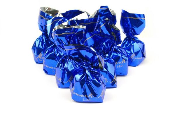 Шоколадные конфеты Socado из молочного шоколада Momenti 300 гр ...