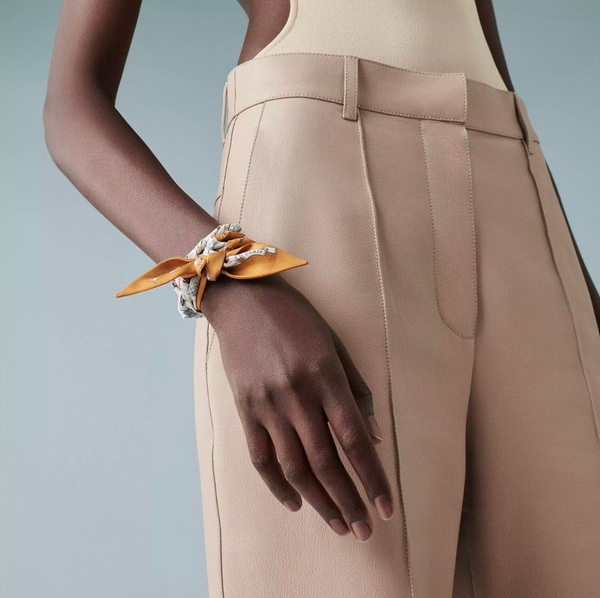 Шарф твилли Hermes Изобразительное искусство - купить с доставкой по ...