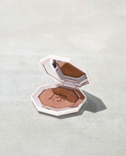 FENTY BEAUTY Хайлайтер KILLAWATT FOIL FREESTYLE HIGHLIGHTER ...