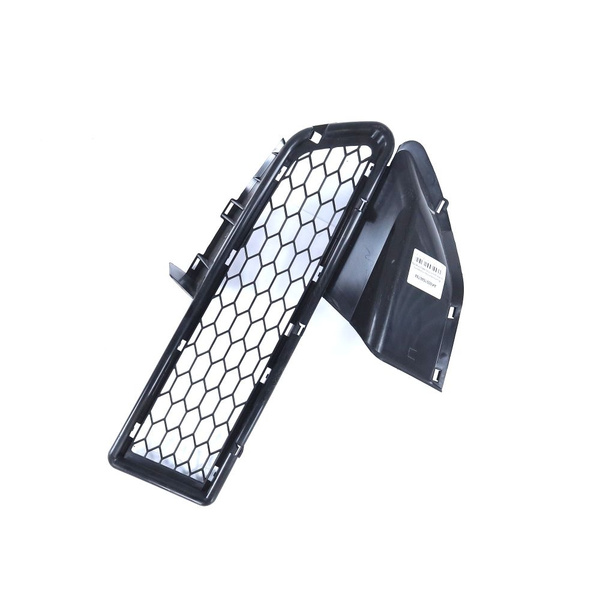 Решетка бампера переднего правая Akrado для а м Logan 05-09 6001546784 ...