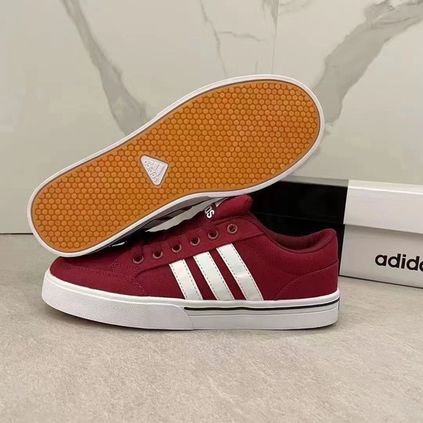 Кроссовки adidas - купить с доставкой по выгодным ценам в интернет ...