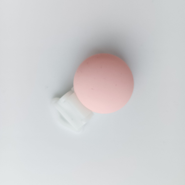 КЛИПСА силиконовая с пластиковым зажимом розовая - купить с доставкой ...