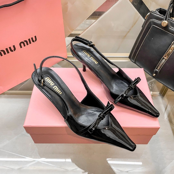 Сандалии Miu Miu купить с доставкой по выгодным ценам в интернет магазине Ozon 1431244357