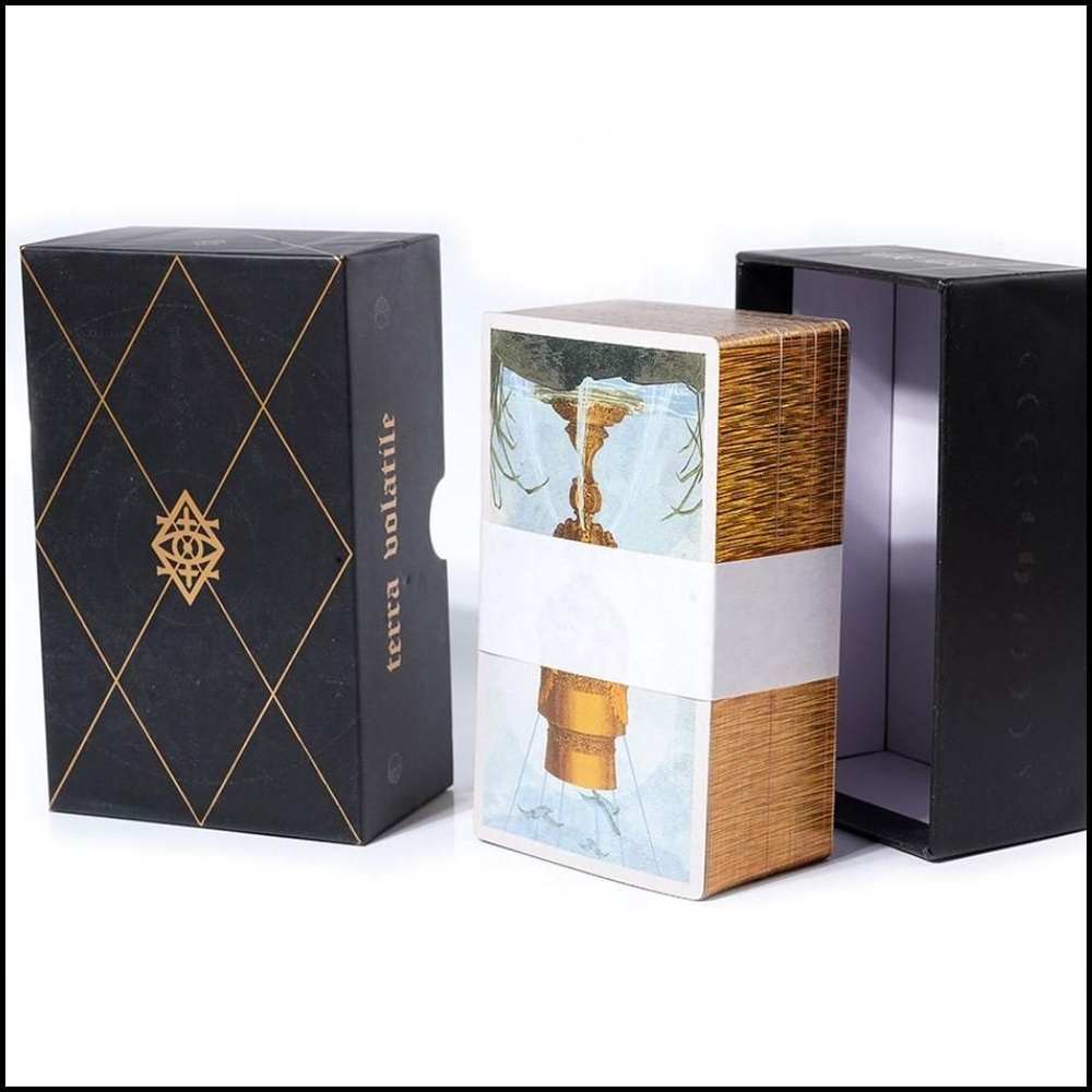 Карты Таро Изменчивая земля The Terra Volatile Tarot 12*7см - купить с ...