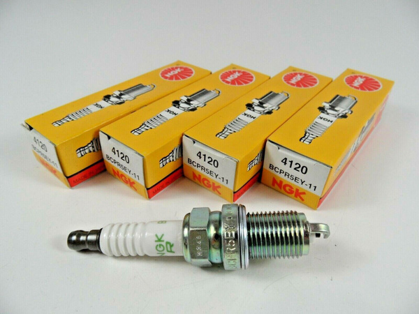 Комплект свечей зажигания NGK BCPR5EY11_4 - купить по выгодным ценам в ...