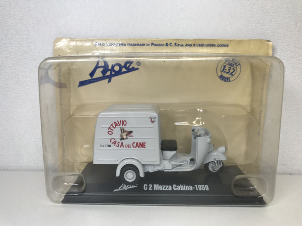 Коллекционная масштабная модель мотоцикла Piaggio Ape C2 Mezza Cabina (1959)/масштаб 1:32 ...