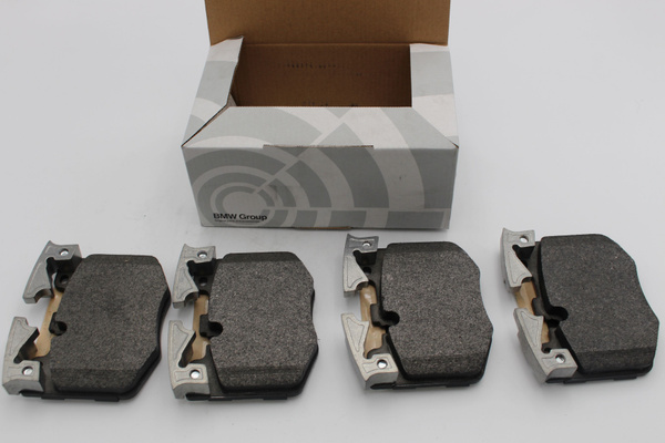 Колодки тормозные BMW BMW34116888457 На стояночный тормоз - купить по ...