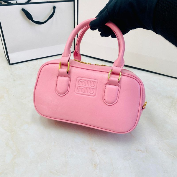 Сумка на плечо планшет Miu Miu купить с доставкой по выгодным ценам в интернет магазине Ozon