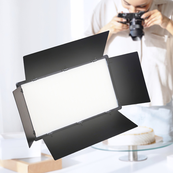 Видеосвет PRO LED-U600+ c напольным штативом (210см), блоком питания 2м ...