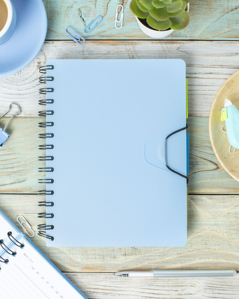 Ежедневник недатированный Attache, А5, пластик, 136 листов, голубой - купить с доставкой по ...