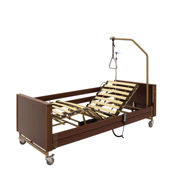 Кровать медицинская для лежачих больных Med-Mos YG-1 электрическая с матрасом /деревянные ламели ...