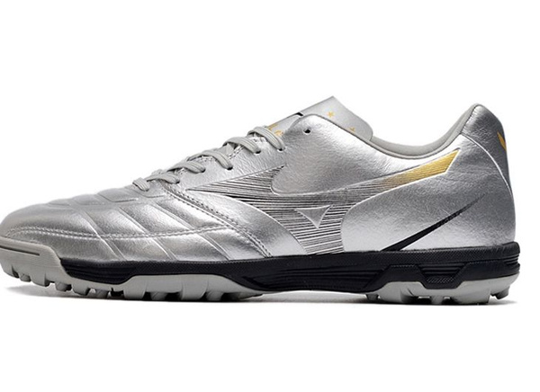 Бутсы Mizuno, 39, темный дуб - купить по выгодной цене в интернет ...