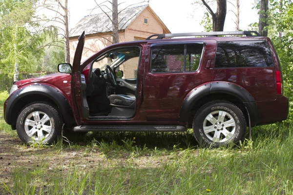 Накладки на внутренние пороги дверей Nissan Pathfinder 2004 - 2010 (R51 ...