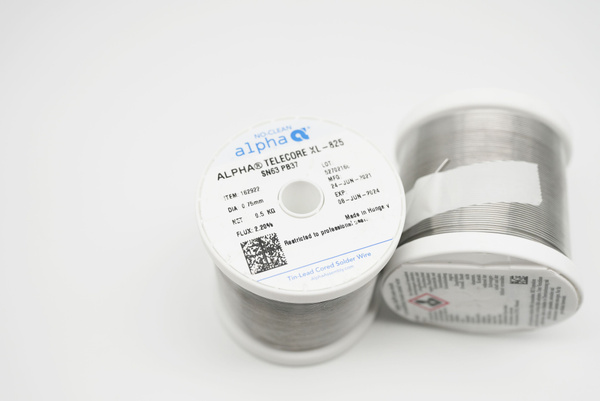 Припой с флюсом ALPHA TELECORE XL-825 0.75 мм (олово 63%, свинец 37% ...