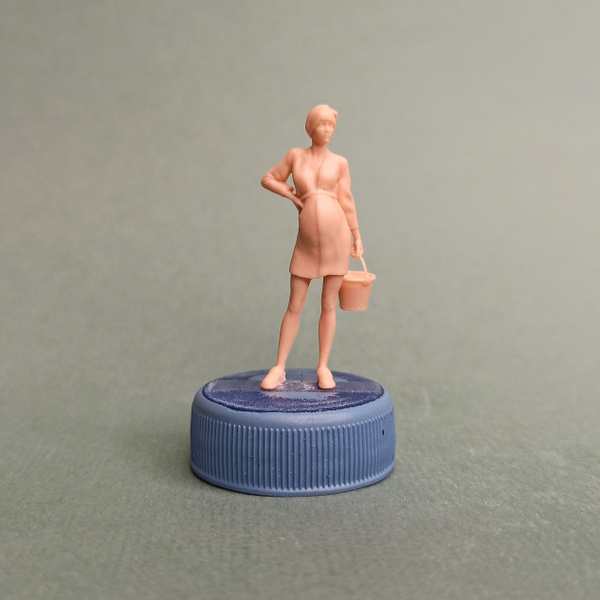 Беременная девушка с ведром. Фигурка в масштабе 1/43. - купить по выгодной цене в интернет ...