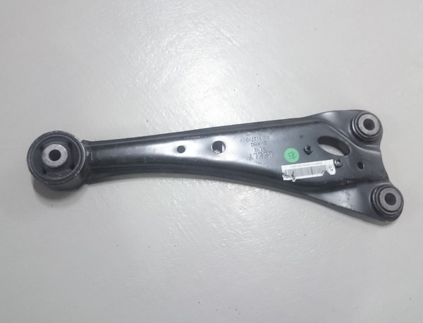 Рычаг задней подвески продольный правый Geely X7 (1014012792) - купить ...