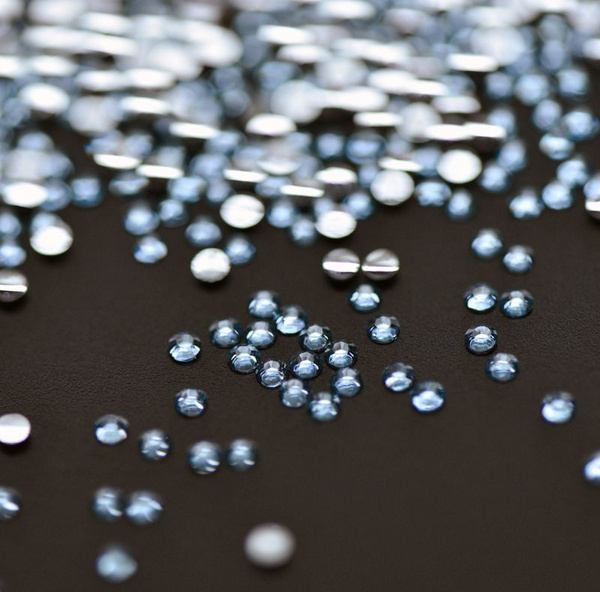 Стразы DMC Resin (ок. 8000 шт.) холодной фиксации, цвет Lt.Sapphire ...