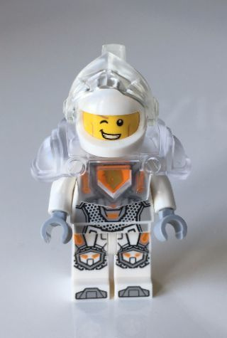 Минифигурка Lego Lance Richmond - Trans-Clear Visor and Armor (Ultimate ...