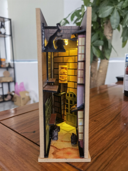 Украшение настольное интерьерное Medieval book stand ornaments - купить ...