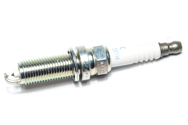 Nissan Свеча зажигания арт. 224011VA1C купить на OZON по низкой цене ...