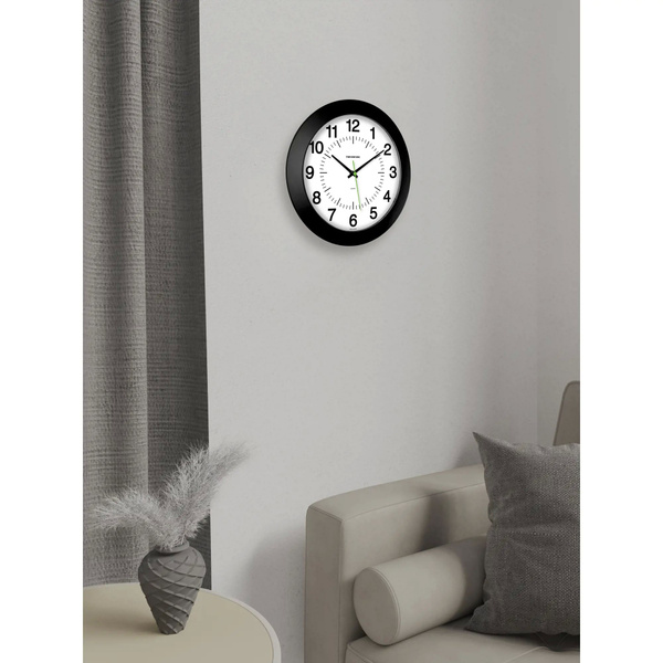 Часы настенные Troykatime Эконом круглые пластик цвет черный бесшумные 30 5 см купить по