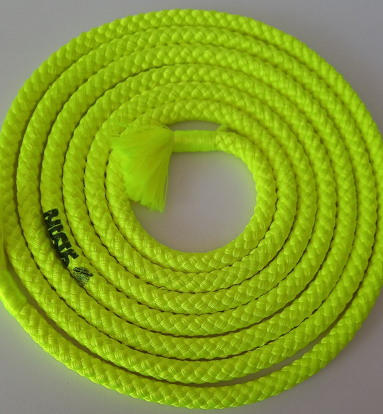 Скакалка Sasaki M-242 KEY 3m Polyester col. Fluo Yellow FIG - купить в интернет-магазине OZON с ...