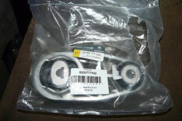 Опора двигателя (задняя) для Renault - Renault арт. 8200777542 - купить ...