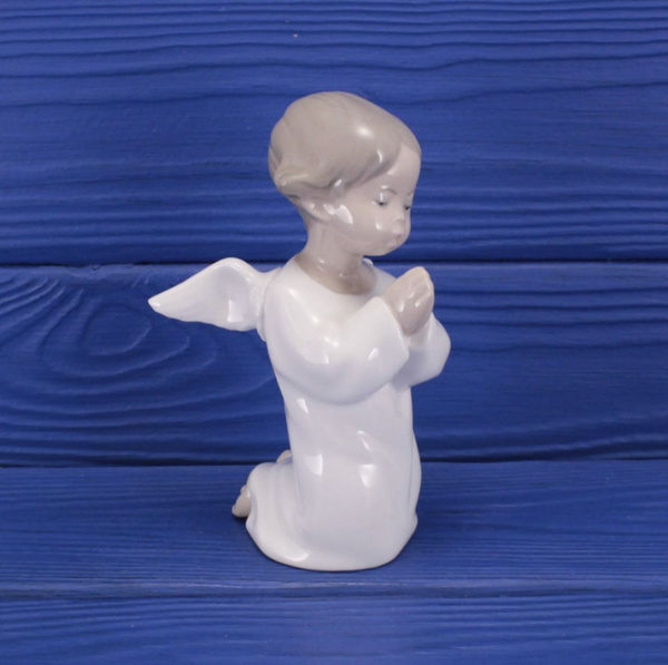Винтажная фигурка малыша-ангелочка на коленях от Lladro - купить по ...