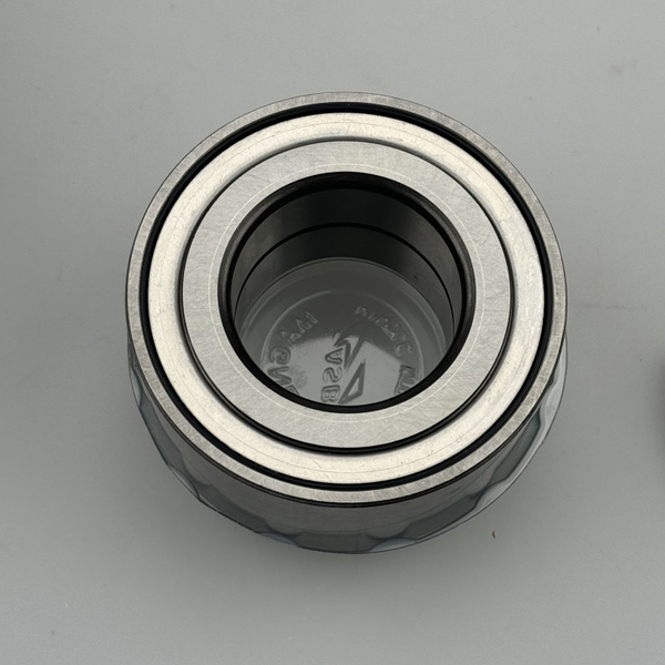 Подшипник передний ступичный Renault Fluence Megane3 Duster Samsung SM3 ...
