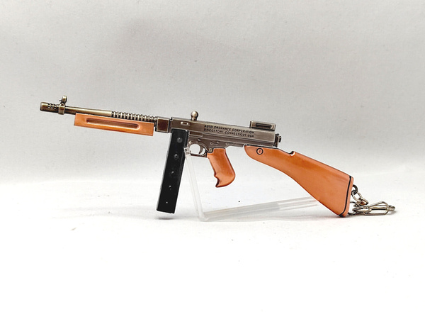 Сборная модель оружия. Автомат Thompson mini. - купить с доставкой по ...