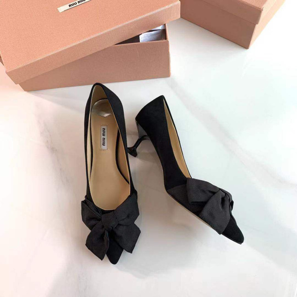 Туфли Miu Miu купить с доставкой по выгодным ценам в интернет магазине Ozon 1460760989