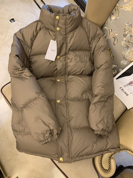 Пуховик CELINE Core Long Length Puffer - купить с доставкой по выгодным ...