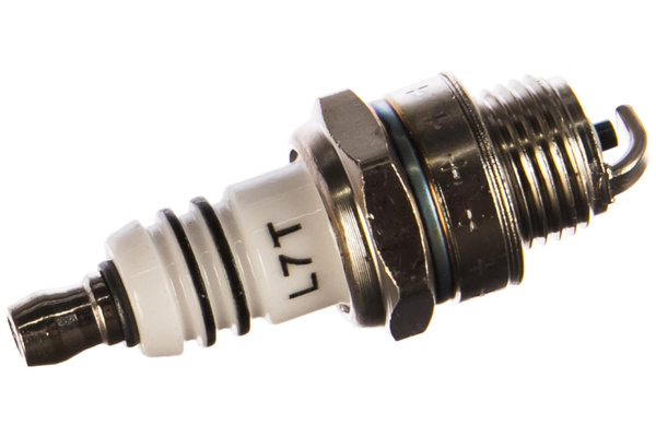 Свеча 2-х тактных двигателей IGP L7T (PR17Y,CJ7Y) купить на OZON по низкой цене (1293903333)