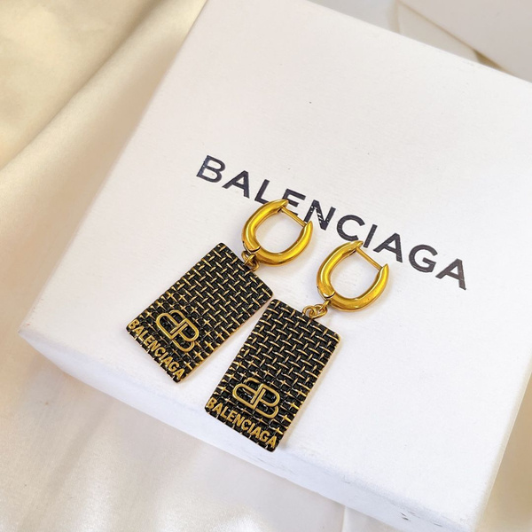 Серьги Balenciaga - купить с доставкой по выгодным ценам в интернет ...