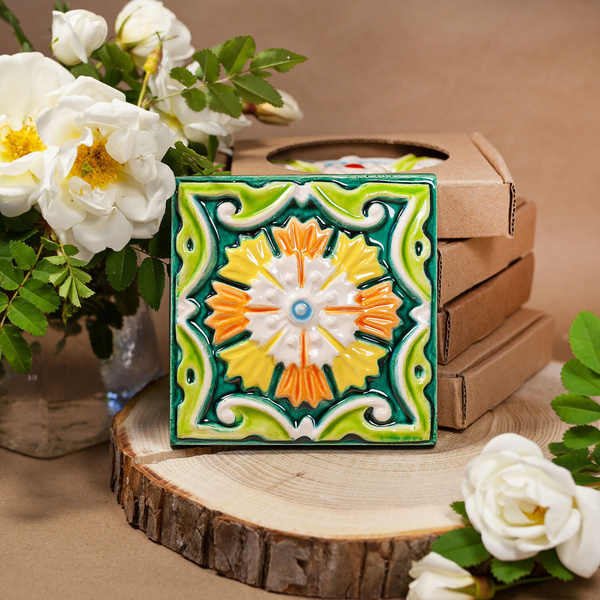 Украшение настенное интерьерное зелёные десятка купить по доступным ценам в интернет