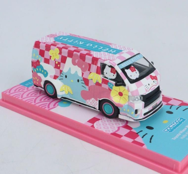 Машинка Tarmac Works TW 1/64 Toyota Sea Lion Hiace Widebody HelloKitty ...