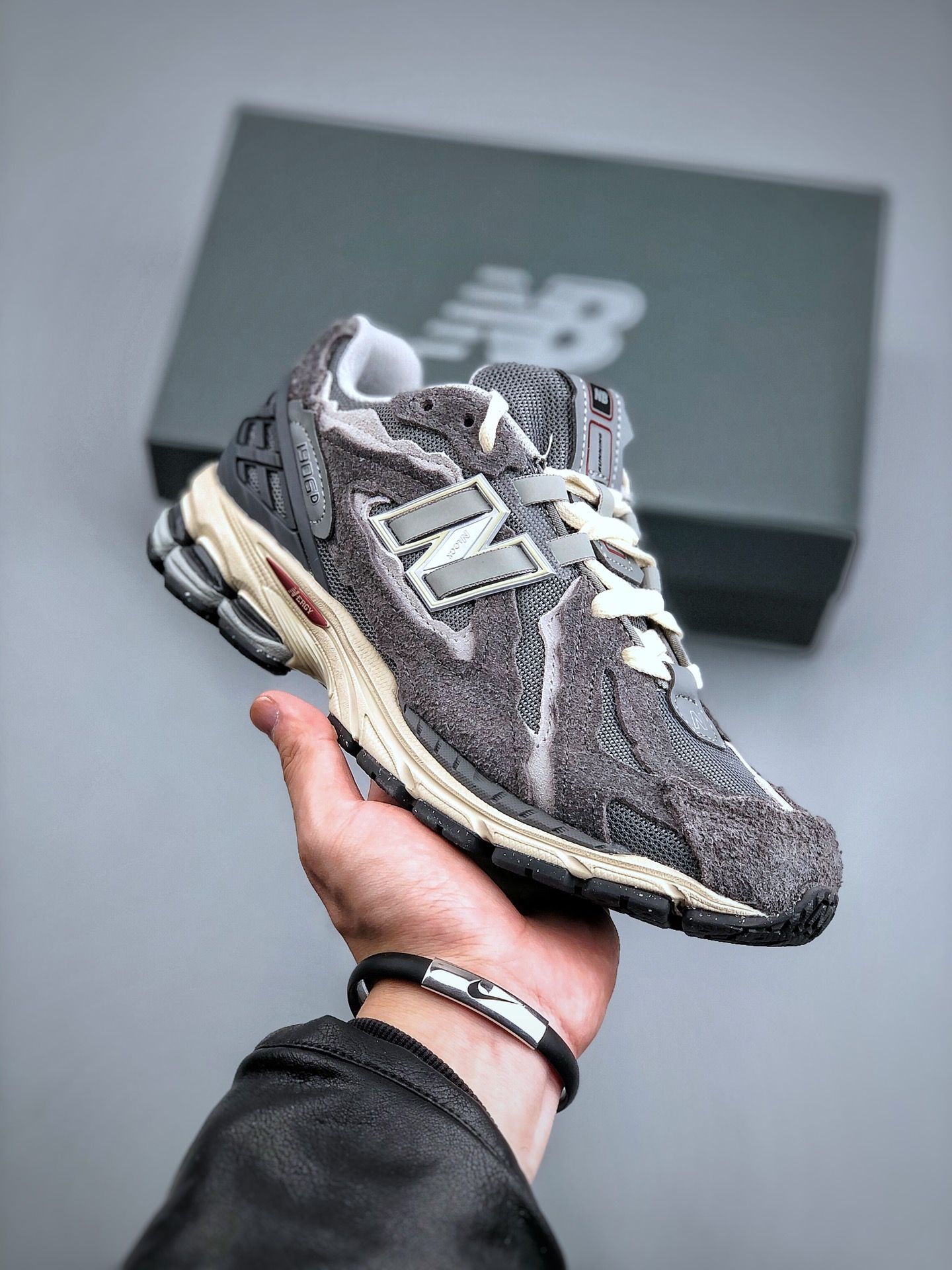 New Balance 1906 купить на OZON по низкой цене