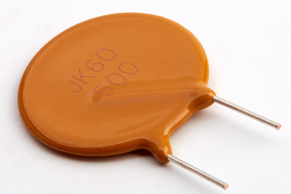 Предохранитель MF-R500 (JK60-500) 60В 5А самовосстанавливающийся JR ...