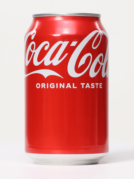 Coca-Cola напиток сильногазированный 0,33 л - купить с доставкой по выгодным ценам в интернет ...