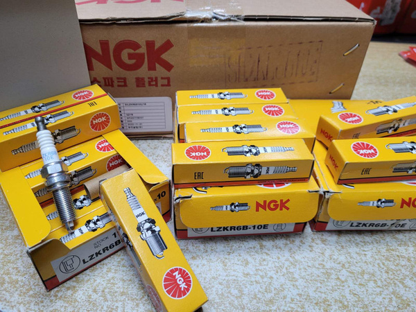 Комплект свечей зажигания NGK NGK 1578 . LZKR6B-10E .1885510061 ...